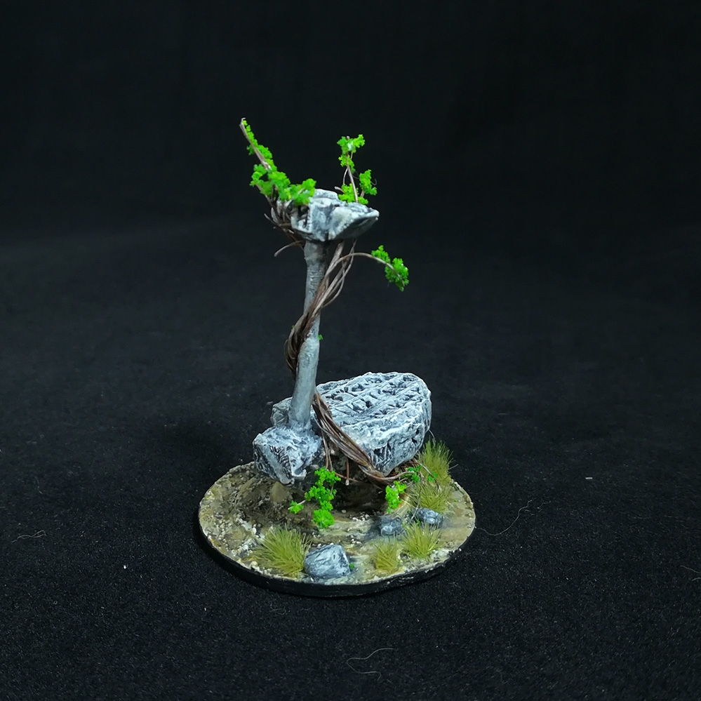 Painted Miniature Stone Anvil, MOMminiaturas - Frozen Fire Arts