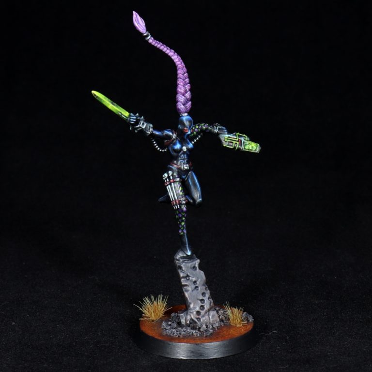 Painted Callidus Assassin Miniature, Warhammer 40K - Frozen Fire Arts